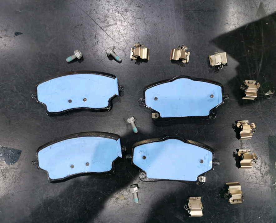 BRAKE PADS GEELY 4048087600